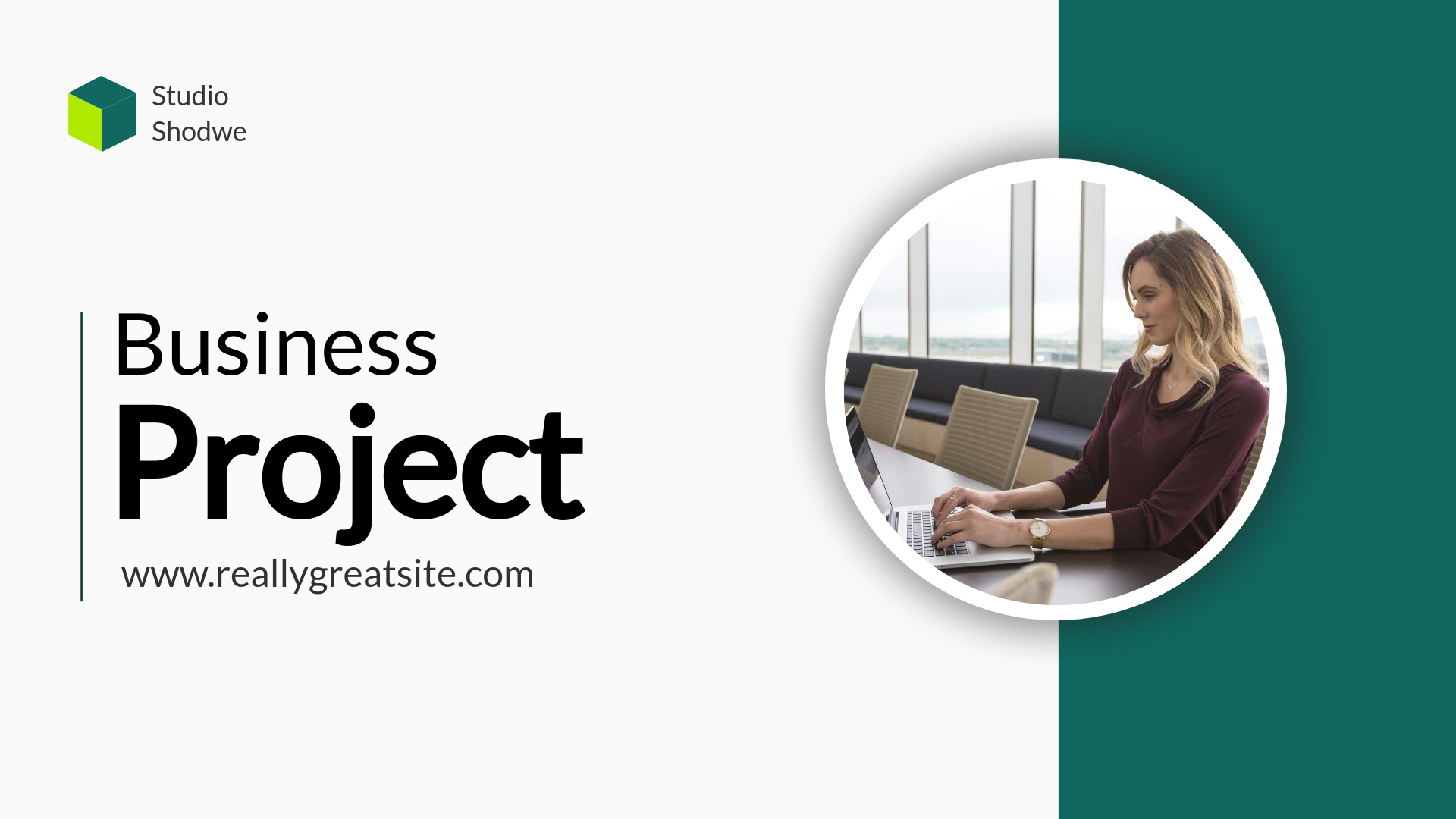 White And Green Simple Professional Business Project Presentation Template